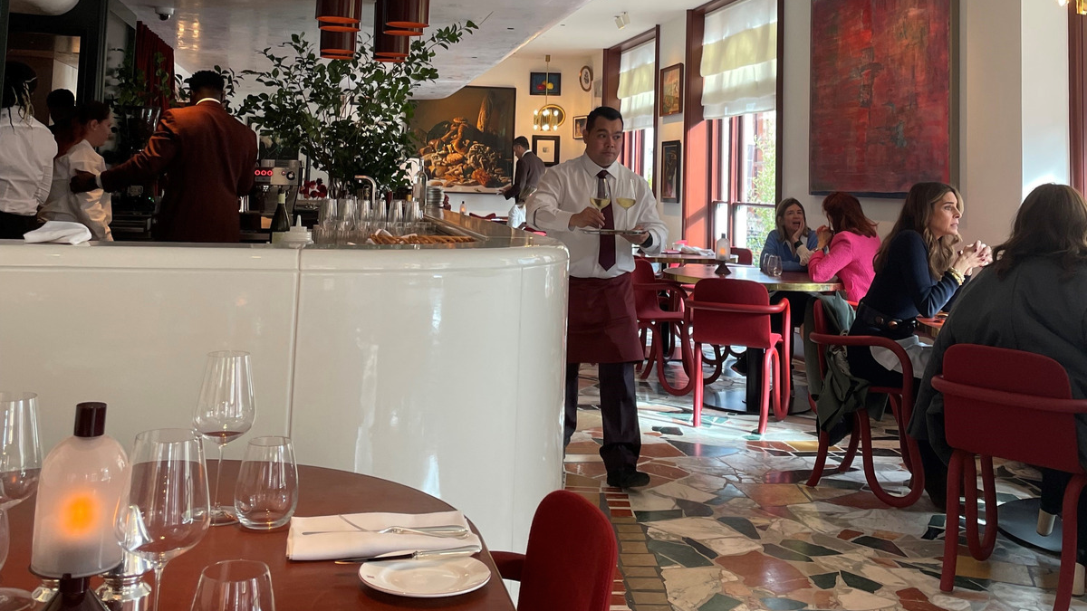 A look around Mount St. restaurant above The Audley Public House